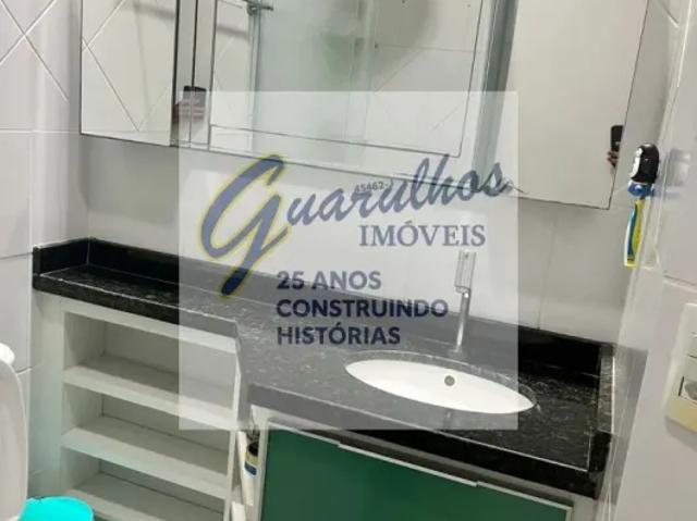 Sobrado com 3 suítes em Condomínio fechado, a venda por R$529.990,00