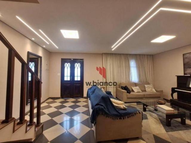 Sobrado com 3 suítes, 4 vagas à venda, 245 m² por R$ 849.000 Assunção São Bernardo do Campo/SP