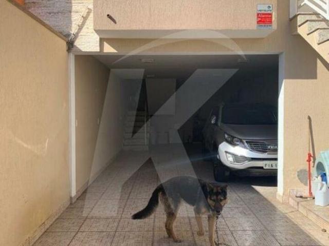 Sobrado com 3 suítes, 4 vagas de garagem na Parada Inglesa!