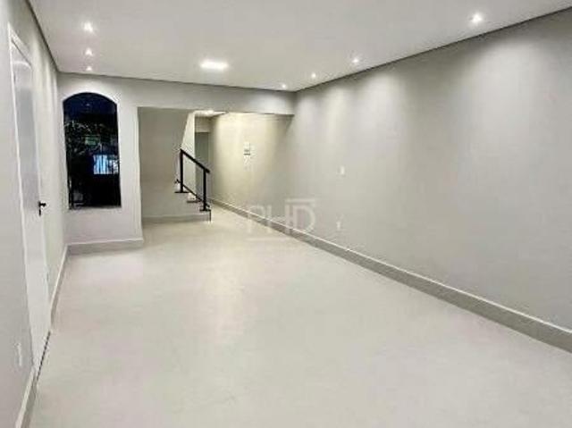 Sobrado com 3 suites 4 vagas de garagens Vila Pires Santo André