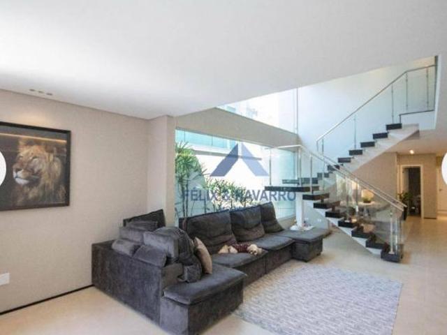Sobrado com 3 suítes, 4 vagas e piscina, 250 m² venda por R$ 2.100.000 ou aluguel por R$ 13.820/mê