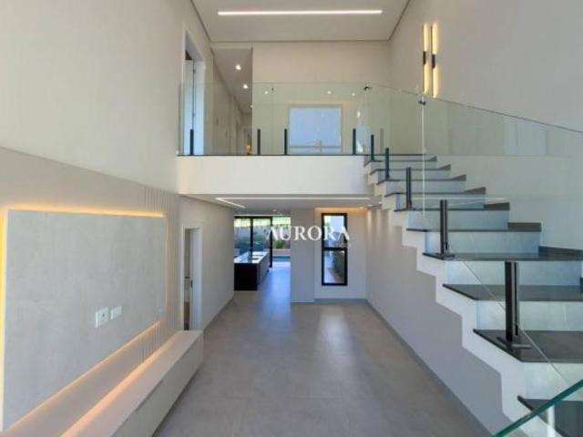 Sobrado com 3 suítes à Venda no Tauá Tangará, 195 m² por R$ 1.890.000, Londrina PR