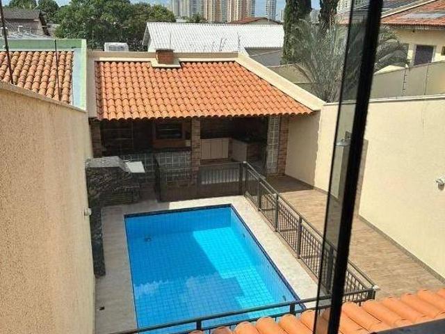 Sobrado com 3 suítes à venda Jardim Planalto Goiânia