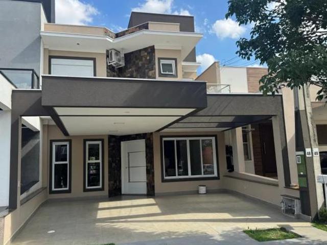 Sobrado com 3 suítes à venda, 195m² por R$ 950.000 – Residencial Horto Florestal 1