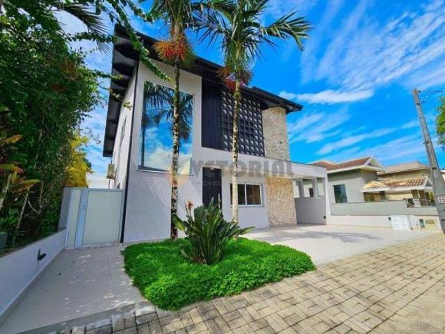 Sobrado com 3 Suítes à venda, 251m² por R$2.800.000 Costa Nova Caraguatatuba