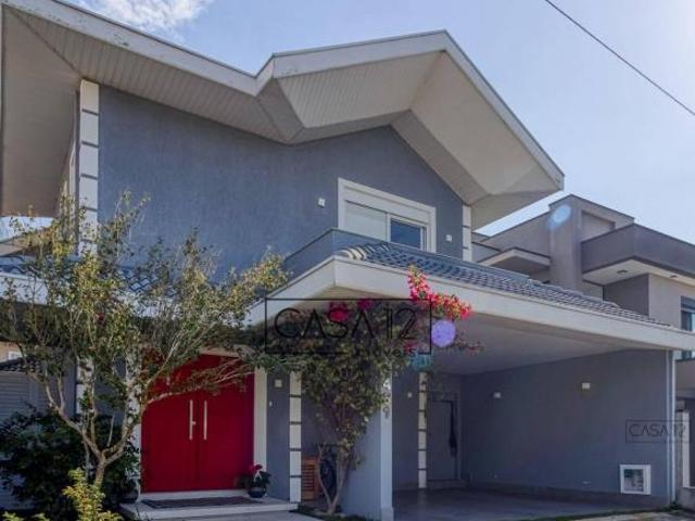 Sobrado com 3 suítes à venda, 260 m² por R$ 2.500.000 Urbanova São José dos Campos/SP