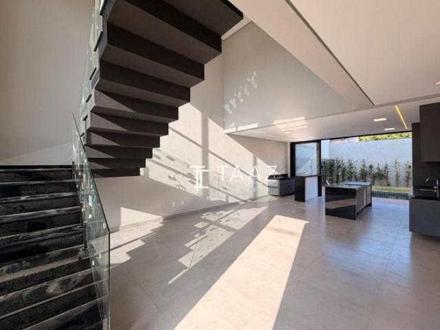 Sobrado com 3 suítes à venda, 215 m² por R$ 2.060.000,00 Condomínio Residencial Milano Indaiatub