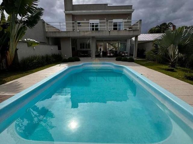 Sobrado com 3 Suítes à venda, 230 m2, Brejatuba Guaratuba/PR