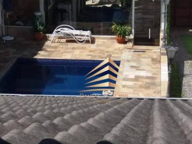 Sobrado com 3 suítes e com piscina a venda na Vila Rosália em Guarulhos