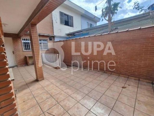 Sobrado com 3 suítes e 4 vagas de garagem á venda na Vila Maria Alta