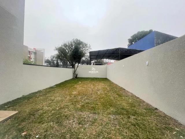 Sobrado com 3 Suítes no Bairro Bom Jesus, São José dos Pinhais/PR