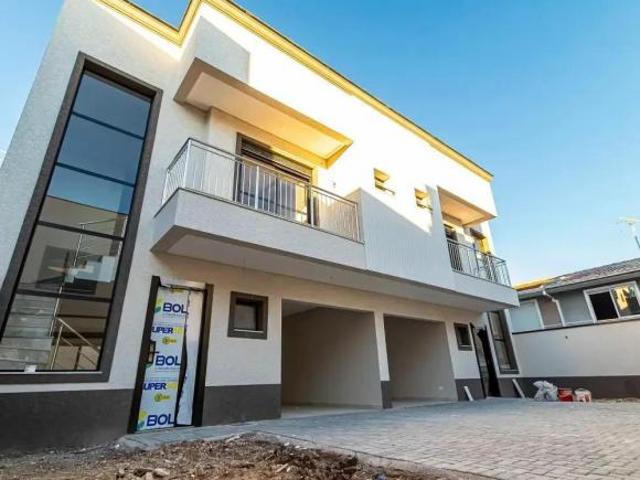 Sobrado com 4 dormitórios à venda com 122,47m² no Boqueirão
