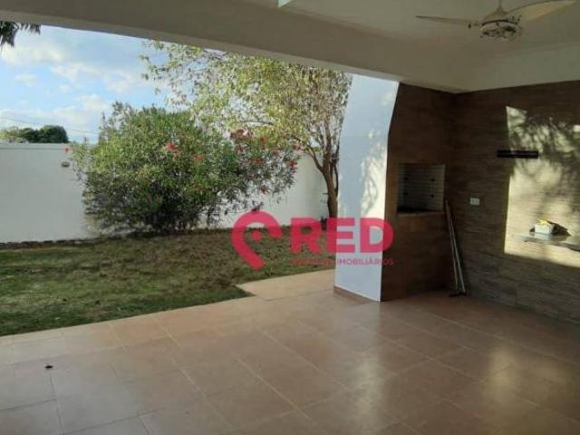 Sobrado com 3 suites no Condominio Villa Verona
