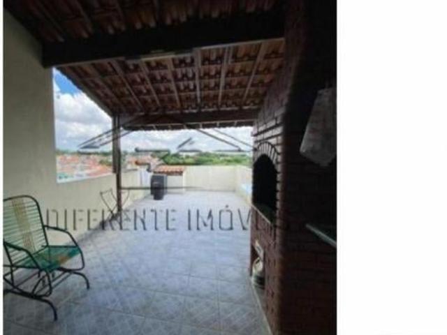 Sobrado com 3dorm garagem subterrânea para 4 carros