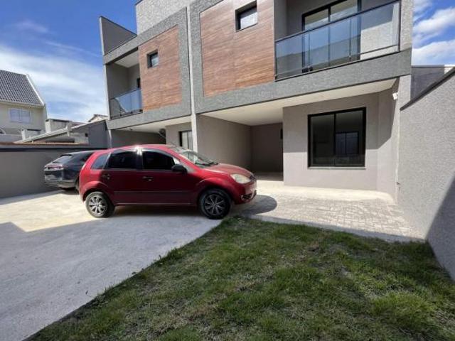 SOBRADO COM TERRAÇO NOVO À VENDA NO CAPÃO RASO