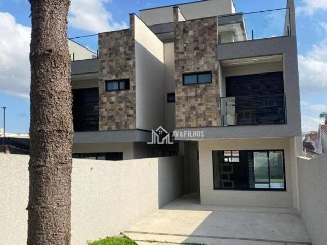 Sobrado com Terraço e novo no Xaxim!