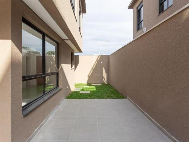 Sobrado com terraço 141 a 268 m² 3 a 4 quartos 1 a 3 suites 1 a 4 vagas Tingui Curitiba/PR