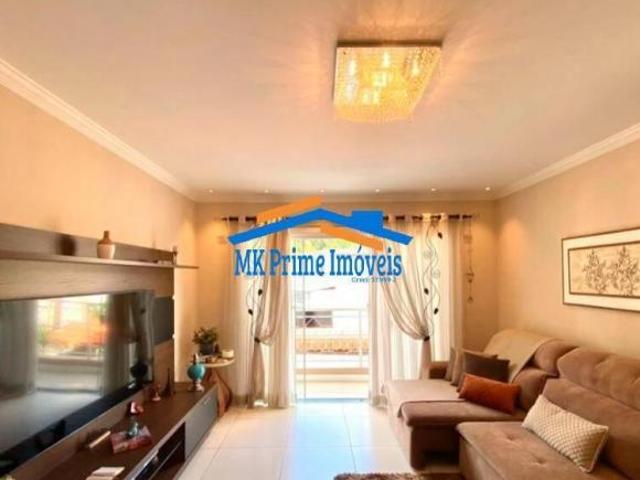 Sobrado com à Venda 180 m², 3 Quartos e 3 banheiros, 4 vagas Osasco