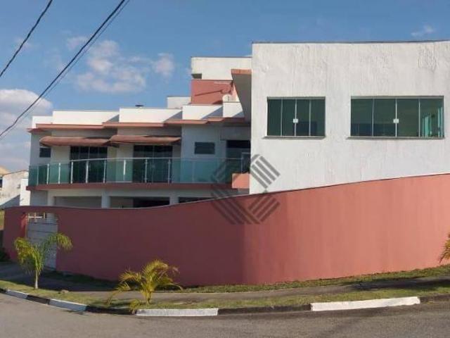 Sobrado com acabamento excelente com 390 m2 de terreno 320 m2 construção com 4 suítes à venda, Co