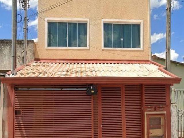 Sobrado com apartamentos para locação Investimento Oportunidade