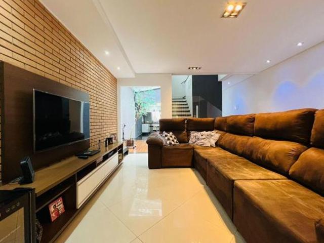 Sobrado com área gourment com 3 Quartos e 2 vagas, 175 m² Vila Eldizia, Santo André SP