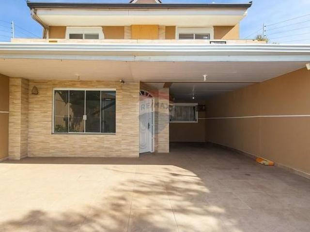 Sobrado com ático | 200m² Semi Mobiliado com 4 Quartos e Suíte