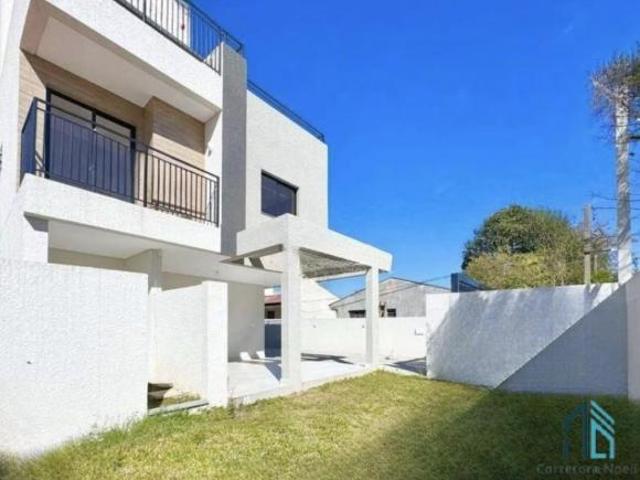 Sobrado com Ático, Terraço, 03 quartos c/suíte, Santa Felicidade em Curitiba PR