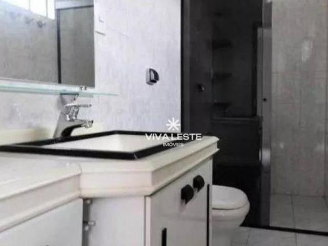 Sobrado com Comércio à Venda na Vila Carrão – Oportunidade Única!