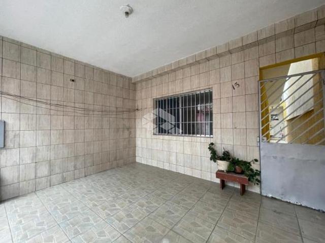 sobrado com dois dormitorios, sala, copa, cozinha e duas vagas na Vila Constança