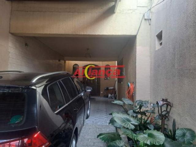Sobrado com duas casa e um salão comercial Jardim Gracinda Guarulhos SP