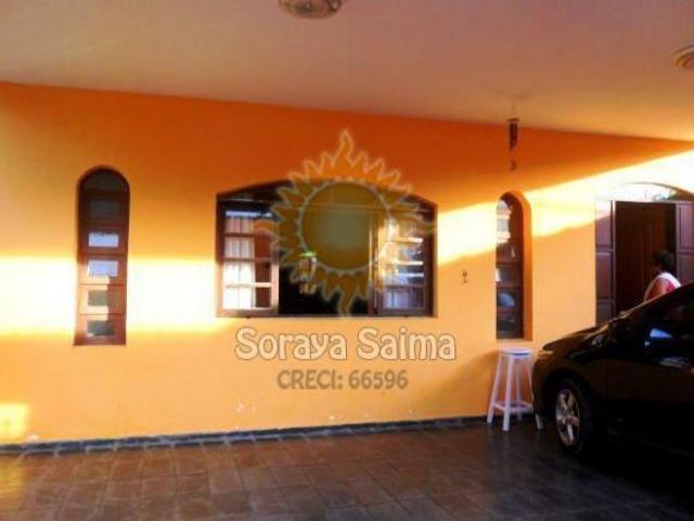 Sobrado com Edícula no Itaguá a 200 metros da praia!