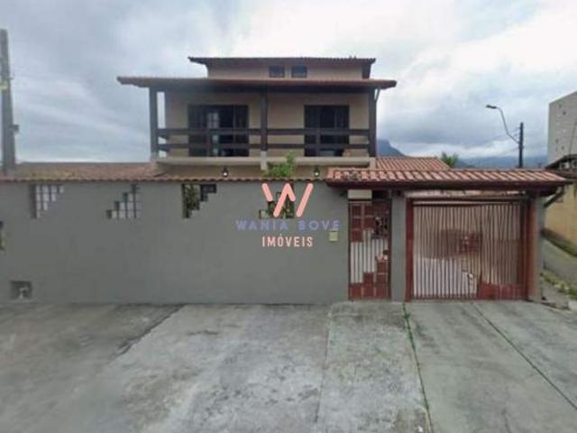 Sobrado com Edícula, a 600m da Praia, 4 dormitórios à venda, 269m² por R$ 1.200.000 Indaiá Caragu
