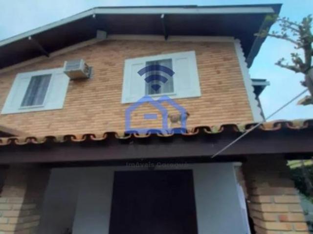 Sobrado com edícula à venda no bairro da Martim de Sá em Caraguatatuba, SP