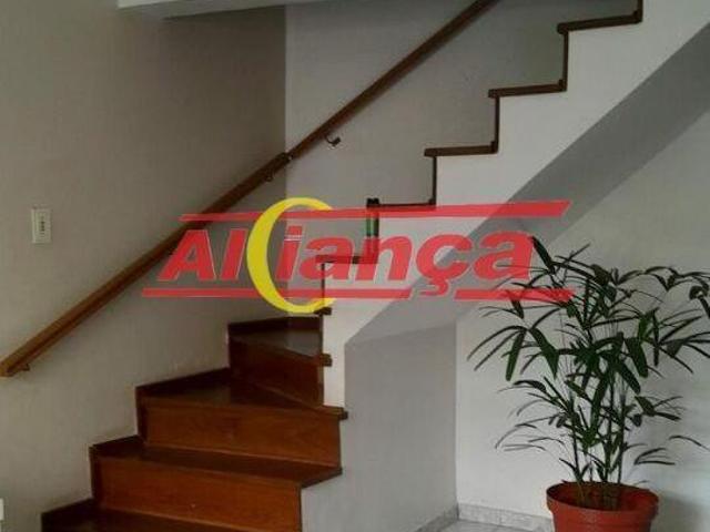 SOBRADO COM EDÍCULA À VENDA NO JARDIM ADRIANA
