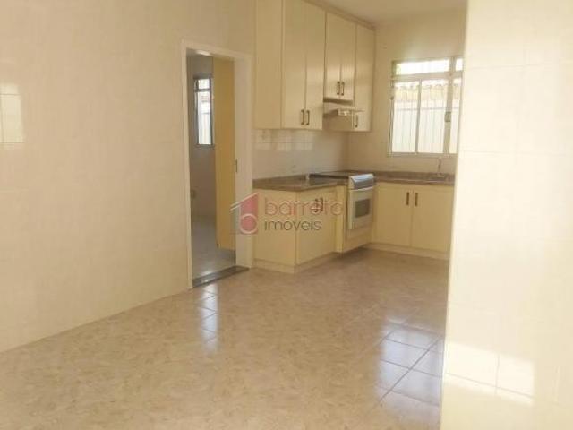 SOBRADO COM EDÍCULA PARA VENDA NA VILA SANTANA II JUNDIAÍ/SP