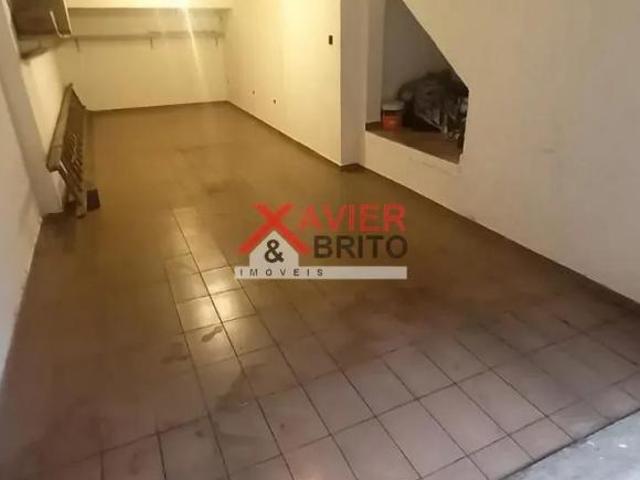 Sobrado com edícula, 2 quartos grandes e 2 vagas cobertas à venda 5x25m, Jardim Santa Maria