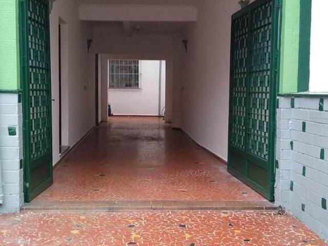 Sobrado com Edícula