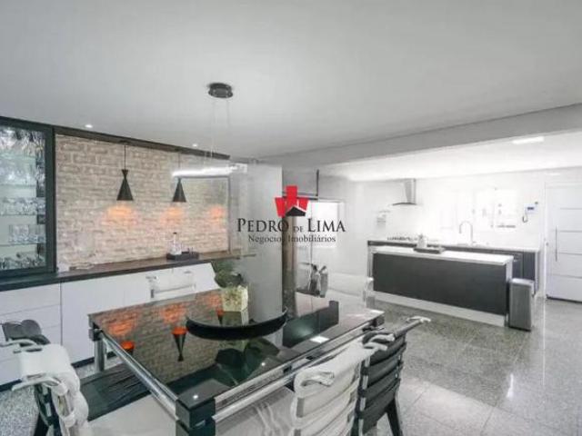 Sobrado com Espaço Gourmet 4 dormitórios 3 suítes 4 vagas de garagem na Vila Carrão