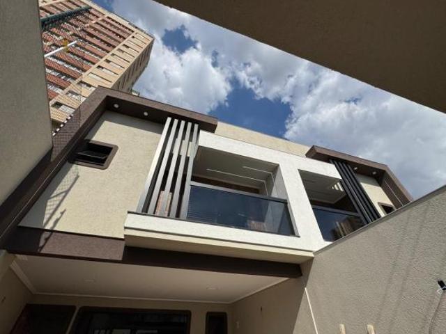 SOBRADO COM FINO ACABAMENTO * AGENDE SUA VISITA