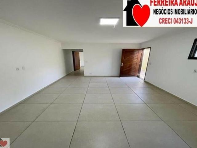SOBRADO COM FINO ACABAMENTO, NA REGIÃO DO JARDIM PRUDÊNCIA!
