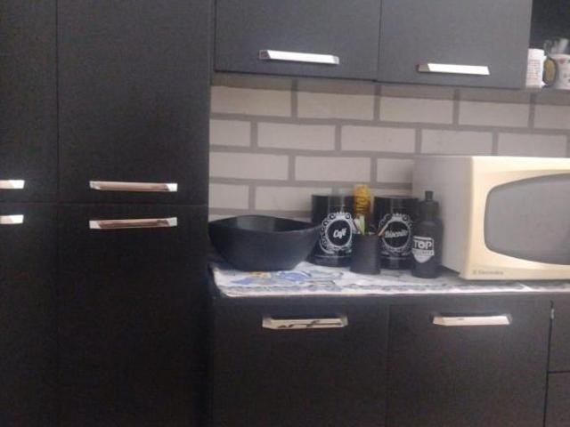 Sobrado com garagem
