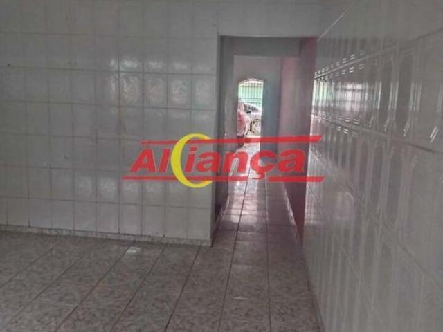 SOBRADO COM MAIS DUAS CASAS NO QUINTAL NO JARDIM SANTA PAULA EM GUARULHOS