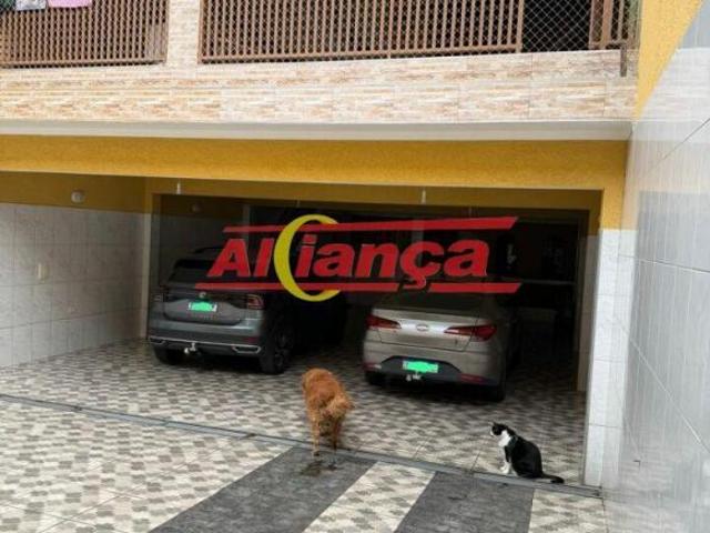 Sobrado Com ótima localização