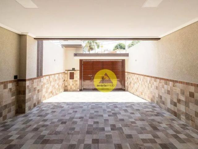 Sobrado com PISCINA na VILA BARRETO com 3 dormitórios 3 suítes 4 vagas à venda, 170 m² por R$ 1.400