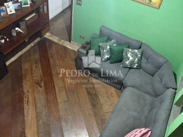 Sobrado com piscina na Vila Ré 490m² 4 dormitórios, 2 suítes e 2 vagas