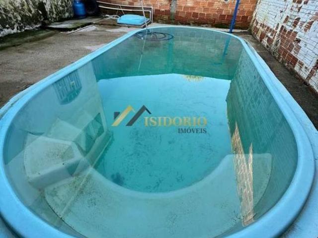 SOBRADO COM PISCINA NO ROÇA GRANDE! 03 QUARTOS, SUÍTE, SACADA
