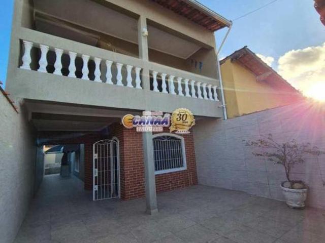 Sobrado com Piscina à Venda em Mongaguá SP! Venha conferir!