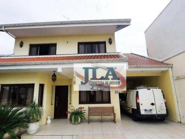 Sobrado com piscina com 3 dormitórios à venda, 240 m² por R$ 1.420.000 Alto Tarumã Pinhais/PR
