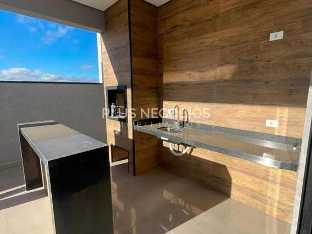 Sobrado com Piscina e 3 Suítes no Condomínio Helena Maria Alto Padrão em Sorocaba