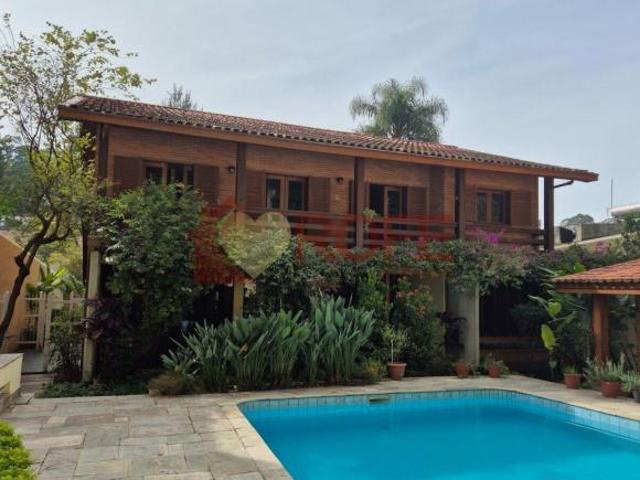 Sobrado com Piscina Jardim Marajoara 470m² Aceita permuta por apartamento Brooklin